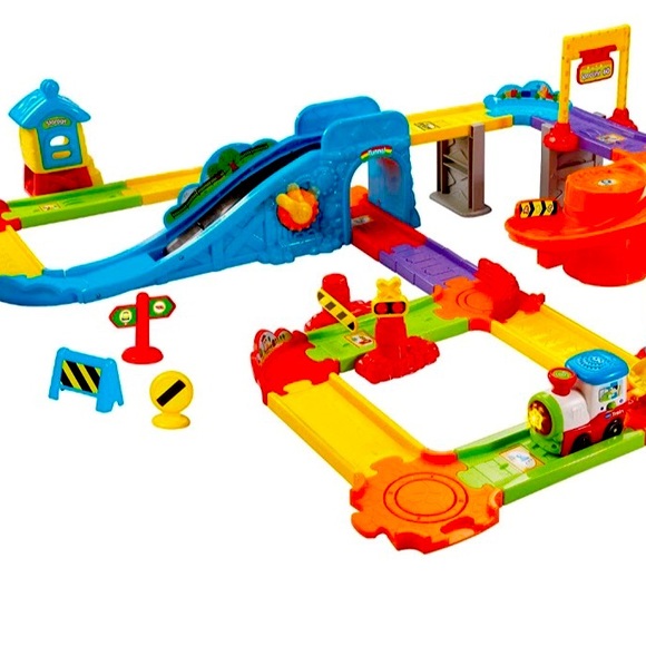 V-Tech | Toys | Vtech Go Go Smart Wheels Train Station | Poshmark